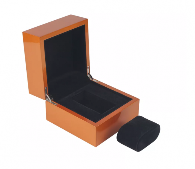 High Glossy Wrist Watch Packaging Box Hinge Metal Wooden Watch Case